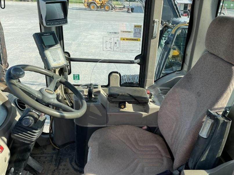 2013 Case 1221F Wheel Loader – Everlasting Equipment